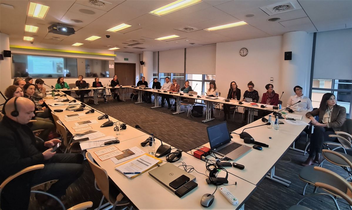 Protecting unaccompanied and separated children from Ukraine ...